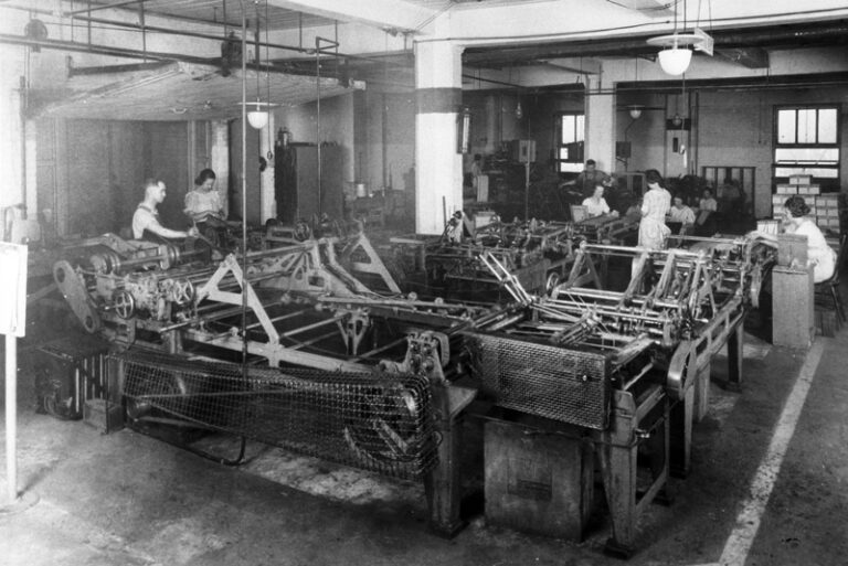 History | Tension Envelope & Print